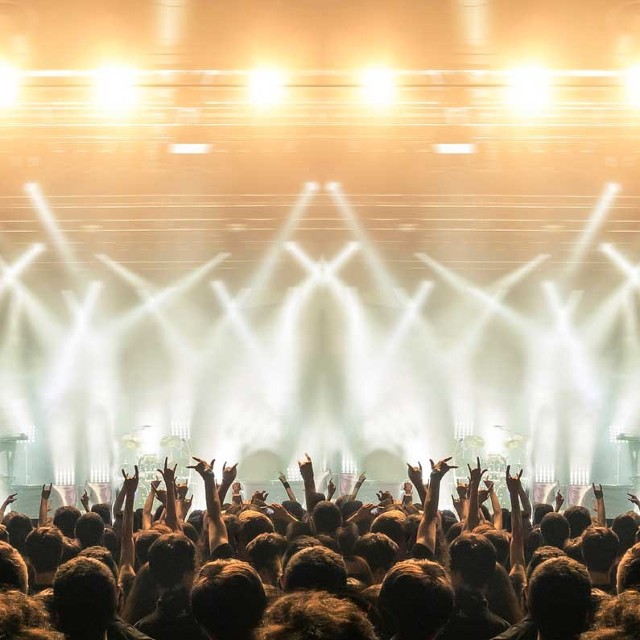 Live at the Marquee Cork 2024 - Hotels near the Marquee | The Kingsley